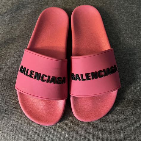 Balenci Slides 💗 Depop