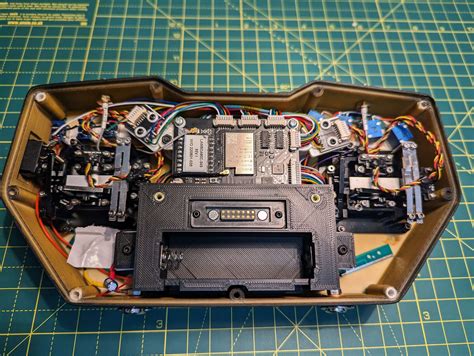 gallery rc transmitter using using esp32 and semtech sx128