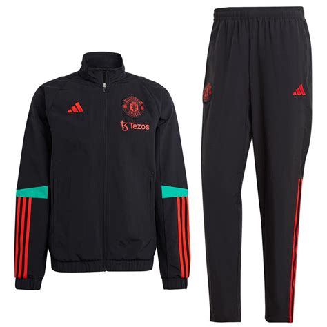 Manchester United Black Training Presentation Tracksuit 202324