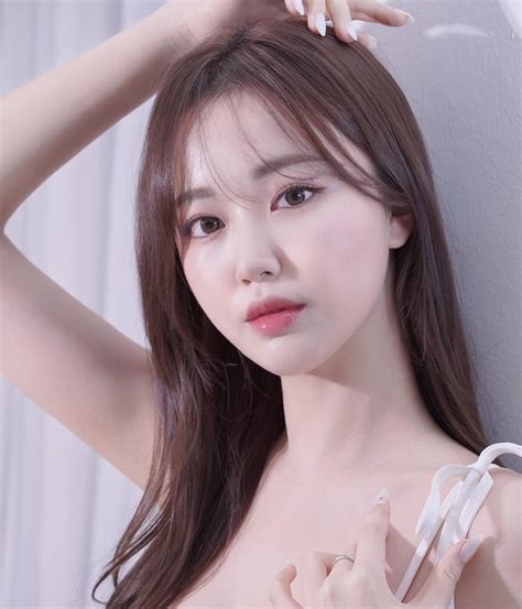 Makeup 연지쌤🤍 배우프로필 2탄 뮤트한 톤으로 느낌있는 프로필도 너무예쁘죠🥹🤎 예뿐사진 보내주셔서 감사해요 ️