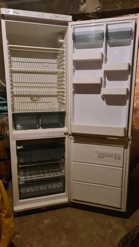 Хладилник с фризер Siltal 2 компресора 190см гр София Овча купел • Olx Bg