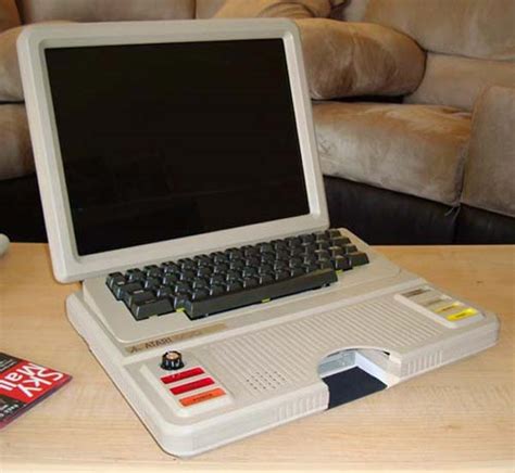 Atari 800 Laptop By Ben Heck