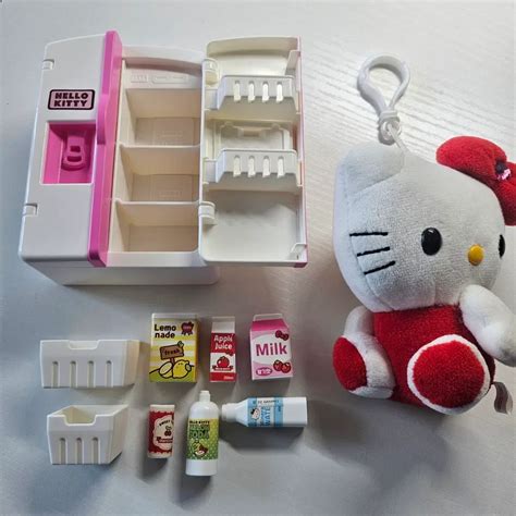 Hello Kitty Refrigerator Playset