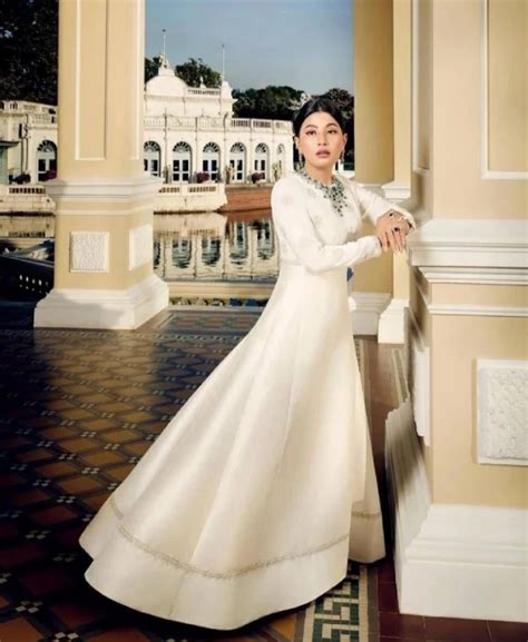 รวมภาพฉลองพระองค์สวยๆ เจ้าฟ้าสิริวัณณวรีฯ เจ้าหญิงแห่งวงการแฟชั่น คมชัดลึก