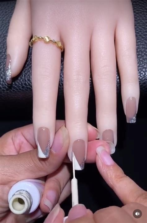 💅🏻💎Үнэхээр хэрэглэхэд амар өөрөөсөө нарийн багстай зурлагын саа алтлаг мөнгөлөг 2 өнгөний