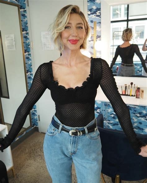 Heidi Gardner Image