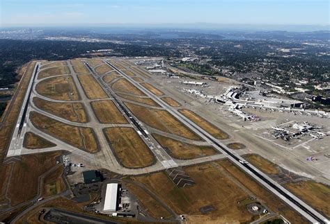 The Ins And Outs Of Seattle Tacoma International Airports Ground