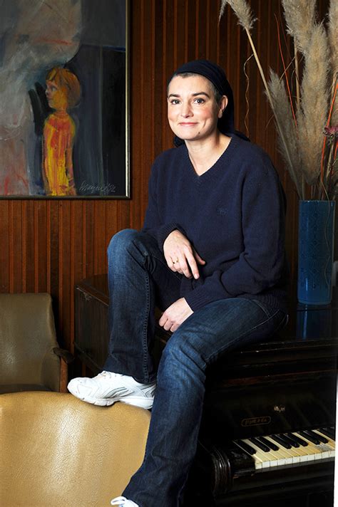 Sinead Oconnors Husband Everything To Know About Her 4 Marriages Hollywood Life