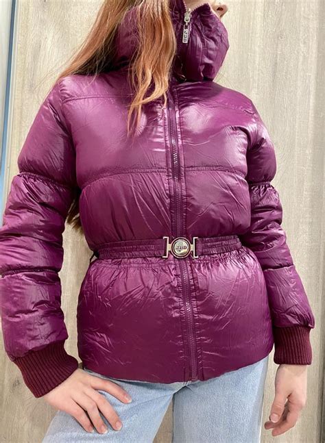 Пуховик італія — ціна 3550 грн у каталозі Пуховики Купити жіночі речі за доступною ціною на Шафі