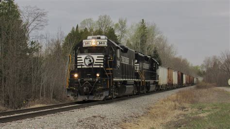 Lsrc 301 And Lsrc 4301 Leading 326s From Alpena Mi To Ossineke Mi On 4 19 23 Youtube