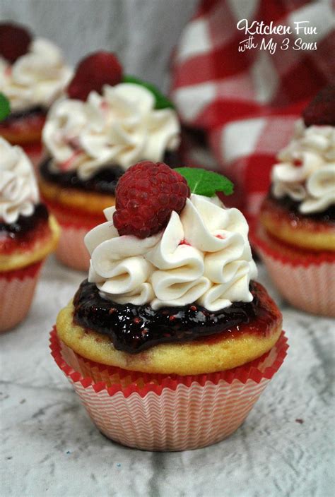 These Raspberry Jam Cupcakes Are Heavenly This Recipe Takes A Boring