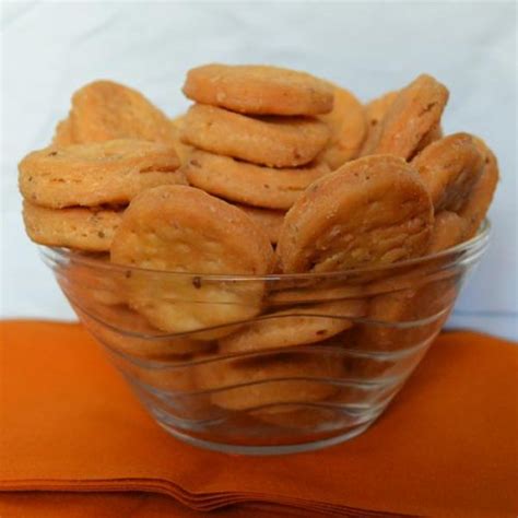 Jeera Mathri At Best Price In Ujjain Id 1153690 Htq Foods