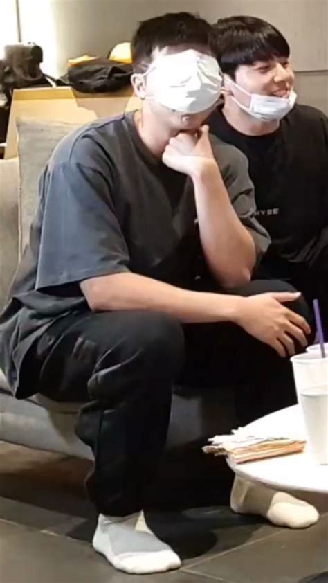 Ghim Của Luca Trên Bts Bạn Trai Bts Nhóm Nhạc Bts