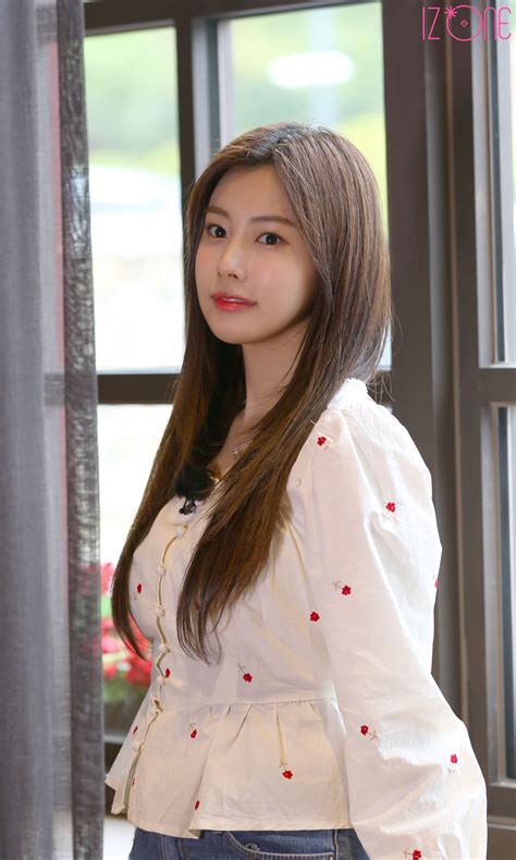 Hyewon Scrolller
