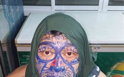 Ordered A Slave To Take Off His Clothes And Fly A Kite Showing Off A Pen To Draw Clown