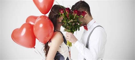 Що подарувати дівчині на 14 лютого день святого Валентина