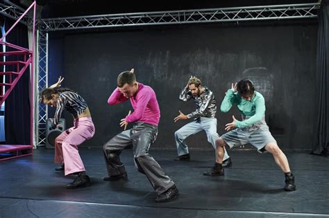 Theater Regensburg Magazin Hello Stranger