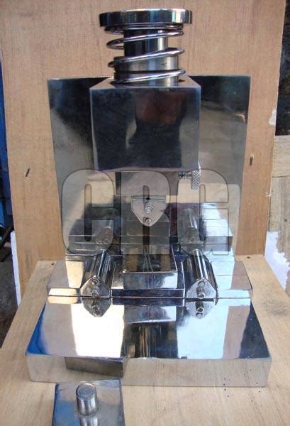 Compression Jig At Best Price In Delhi Id 1810937 Corporate Resource Group Compression Jig At Best Price In Delhi Id 1810937 Corporate Resource Group