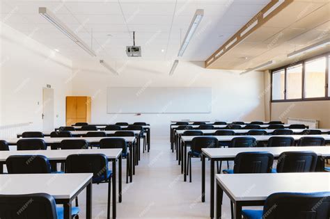 Premium Photo Empty Classroom In Education University