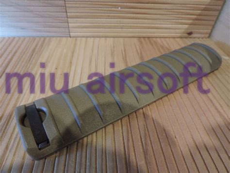 Vfc Kac Risﾊﾝﾄﾞｶﾞｰﾄﾞﾊﾟﾈﾙ 11rib Tan メーカー別vegaforcecompany Miu Airsoft