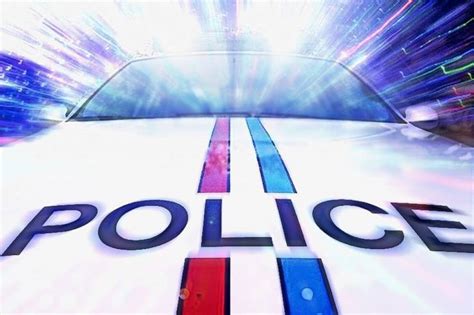 Mädchen Greift Jungen In Luxemburg Mit Abgebrochener Bierflasche An