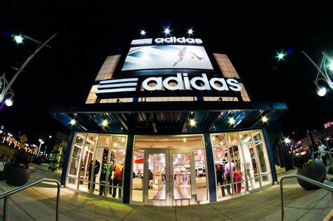 Die Geschichte von Adidas: Was Sie über die Marke lernen können