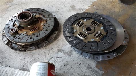 쉐보레다마스클러치디스크교환압력판교환릴리스베어링교환클러치케이블교환부산양산김해자동차하체수리부산북구카센터10년타기정비센터정비전문점카맨샵멤버부싱전문점히터수리바른차