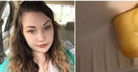 Olivia Prend Une Douche Chez Un Ami Et Fait Une Découverte Très Gênante