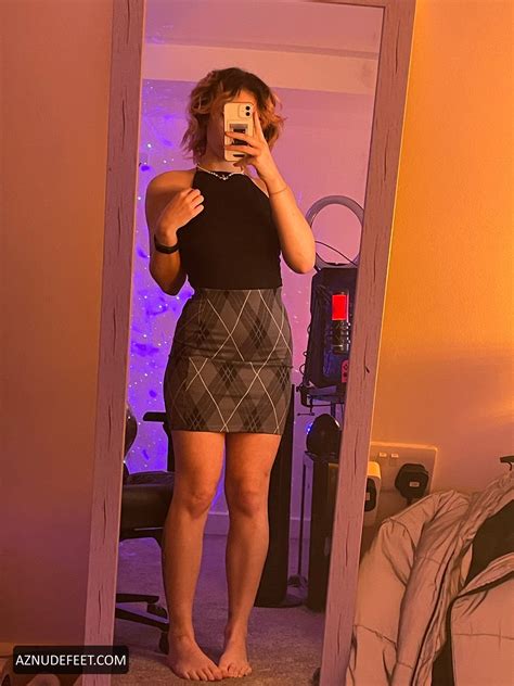 Nyyxxii Feet Aznudefeet