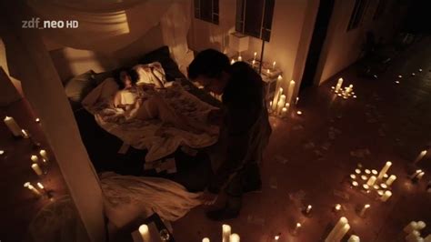 Christina Hecke Nue Dans Marie Brand Und Die Engel Des Todes