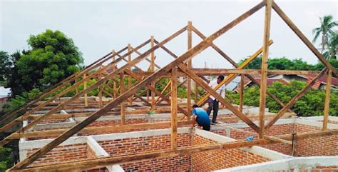 9 Model Rangka Atap Kayu Rumah Minimalis 2023 - InteriorDesign.id