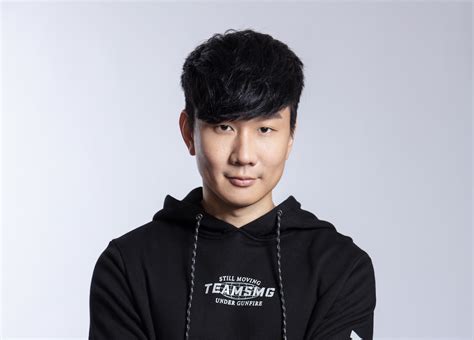 Jj Lin Threatens Legal Action Over Online Rumours Linking Him To Kris