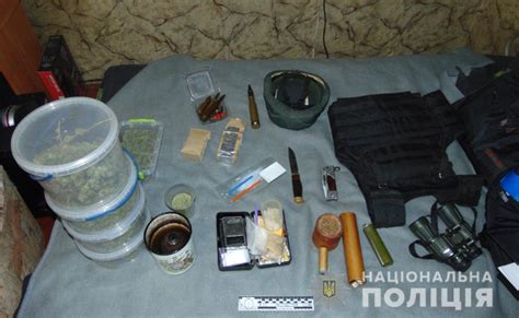 Зберігав вдома наркотики та боєприпаси чернівчанину світить 10 років за ґратами Еспресо Захід