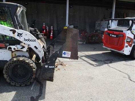 Bobcat Combo Bucket Online Government Auctions Of Government Surplus
