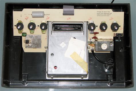 Atari 2600 6 Switch Strange Woody Light Sixer Game Console Rev