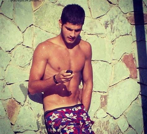 ვინ თქვა საქართველოში „ლამაზები არ არიანო