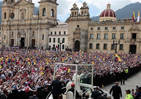 Папа Франціск завершив пасторську піліґримку до Колумбії Збруч