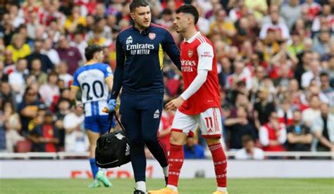 รวมรูปภาพของ ปืนแตก พ่ายเละ ไบร์ทตัน 0 3 จ่อมอบแชมป์ให้แมนฯ ซิตี้ รูปที่ 4 จาก 22