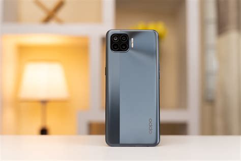 Oppo F Pro Review Slim Sleek Doesn T Cut It Gadgetbyte