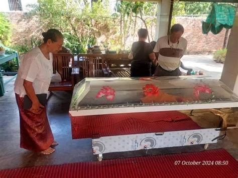 မန္တလေးတိုင်းဝန်ကြီးချုပ်ဟောင်း ဒေါက်တာ ဇော်မြင့်မောင် ယနေ့ နံနက်အစောပိုင်းတွင် ကွယ်လွန်