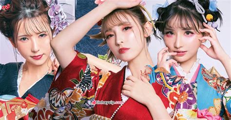3 Diễn viên JAV diện Kimono diễn Rakugo mừng năm mới : r/tinmoinhat