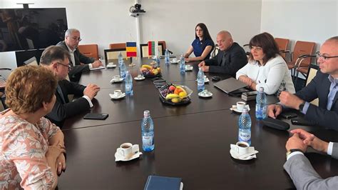 Министър Сербезова Изграждането на детска болница у нас е само част от цялостна концепция за