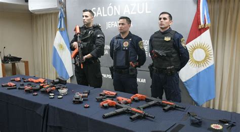 Nuevas Armas No Letales Para La Policía De Córdoba La Info Semanal