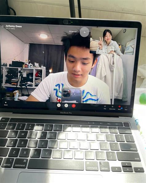 Kak Erika Dan Kak Jerhemy Mobil Mustang Orang Cantik Pasangan