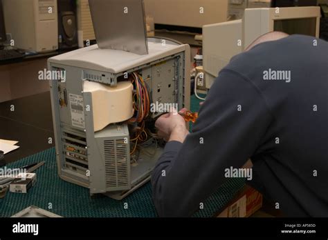 Computer Forensics Lab Hi Res Stock Photography And Images Alamy