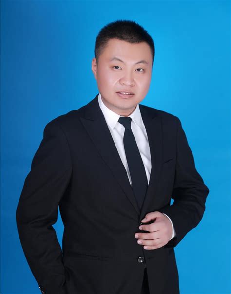 Wang Biao 管理学院英文