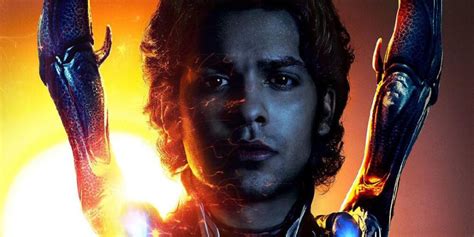 Besouro Azul Ganha Pôster Com Xolo Maridueña Em Destaque