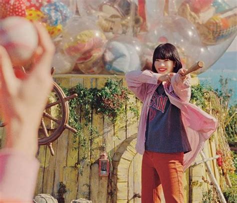 跨越平成时代的苦恋，菅田将晖和小松菜奈又演情侣 新加坡新闻