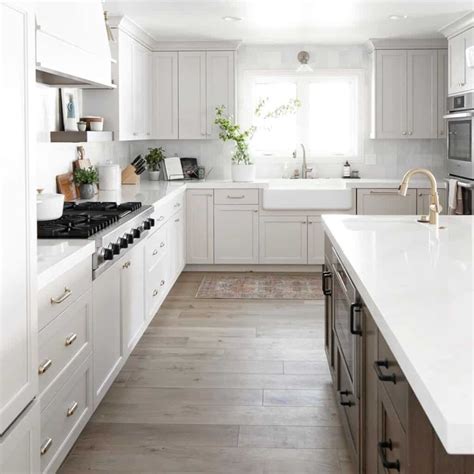 23 Sensational Ideas For Backsplash Around Window