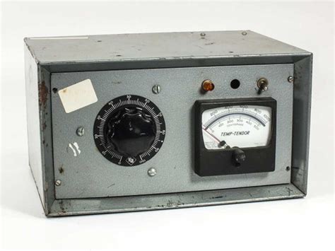 Variacs And Electronic Test Surplus